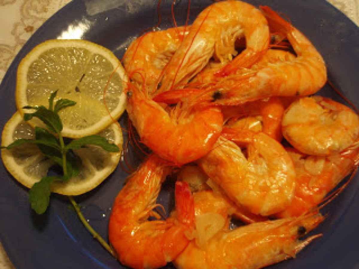 Creveti cu usturoi si vin alb, Rețetă Petitchef