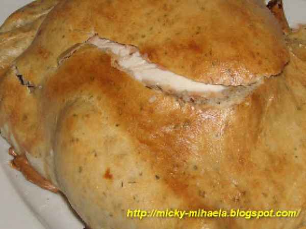 Rețetă: pui cu muștar și ierburi de provence în crustă