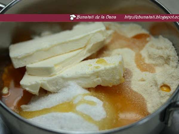 Croissante cu lapte condensat, Rețetă Petitchef