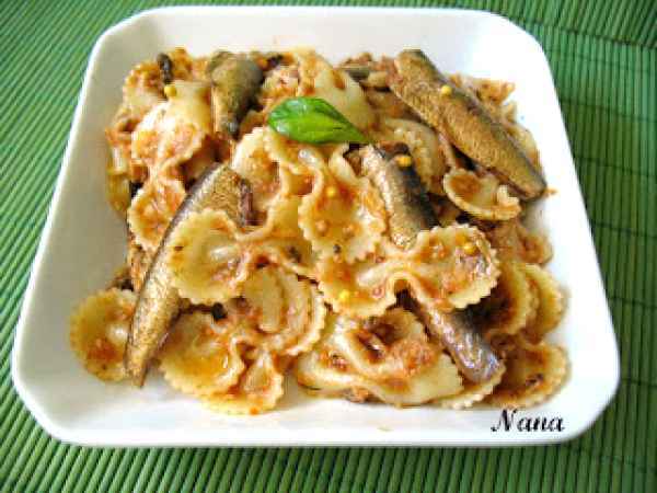 Rețetă de sprot prăjit (sau hamsii) simplă și gustoasă