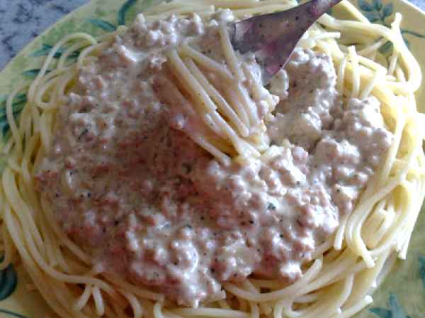 Paste cu cascaval și brânză la cuptor - Rețetă Petitchef