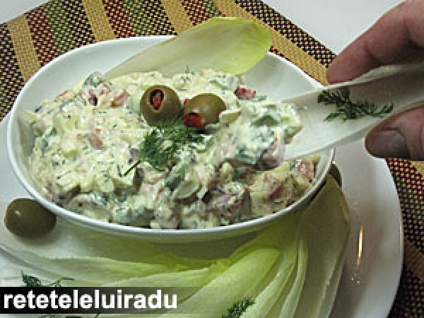Rețetă de andive cu salată crocant-cremoasă