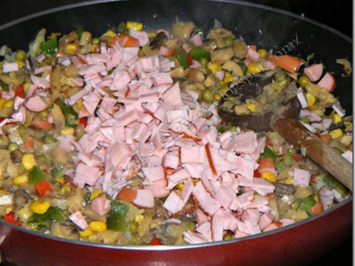 Ardei umpluti cu orez si legume - Rețetă Petitchef