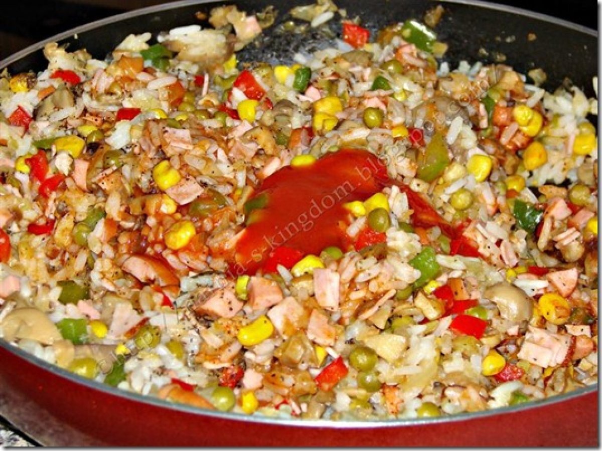 Ardei umpluti cu orez si legume - Rețetă Petitchef