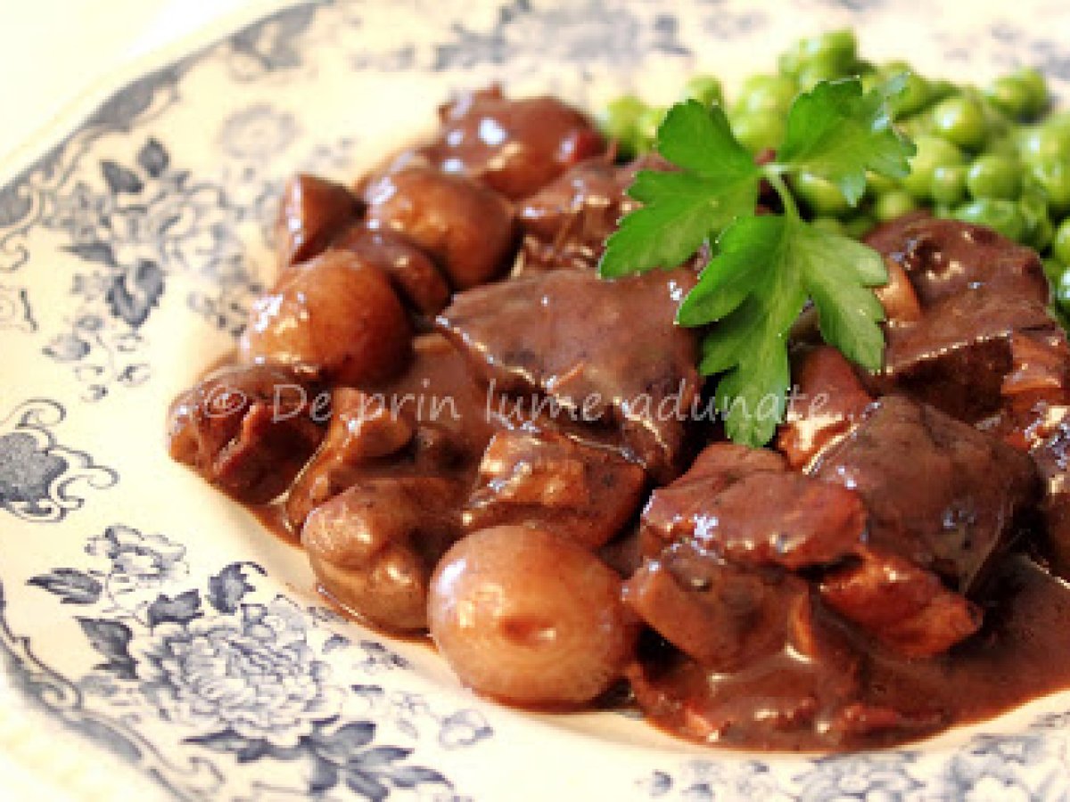 Rețetă de bourguignon cu căprioară
