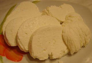 Rețetă de brânză făcută în casă