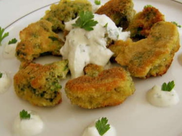 Broccoli pane cu sos de smantana