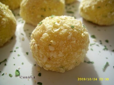 Rețetă de bulgărași de cartofi cu brânză