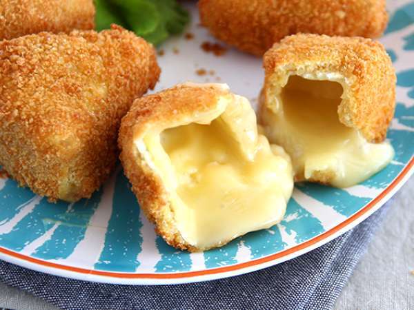 Camembert pané - Rețetă Petitchef