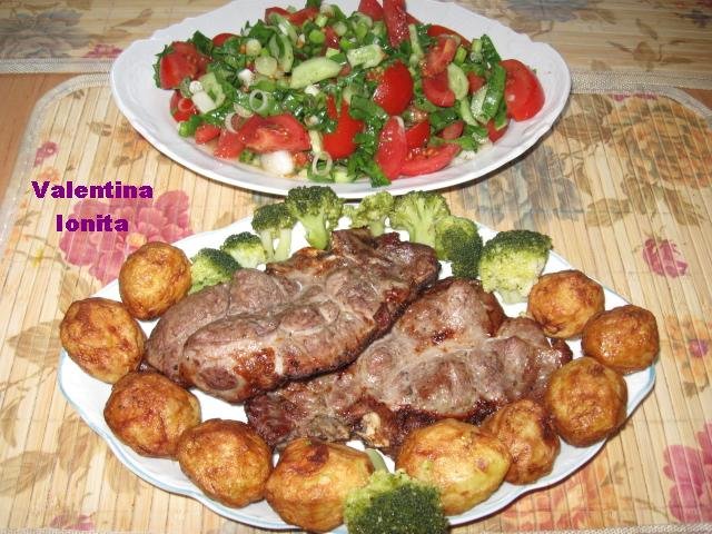 Ceafa de porc marinata la grill (gratar) - Rețetă Petitchef