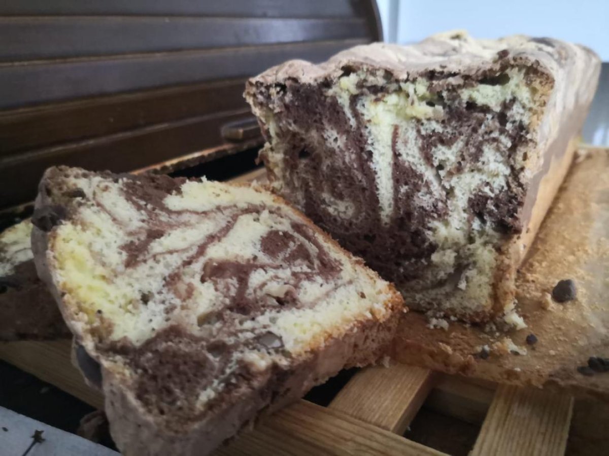 Rețetă de chec cu nucă și ciocolată