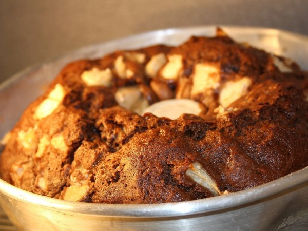 Chec cu pere si ciocolata amara