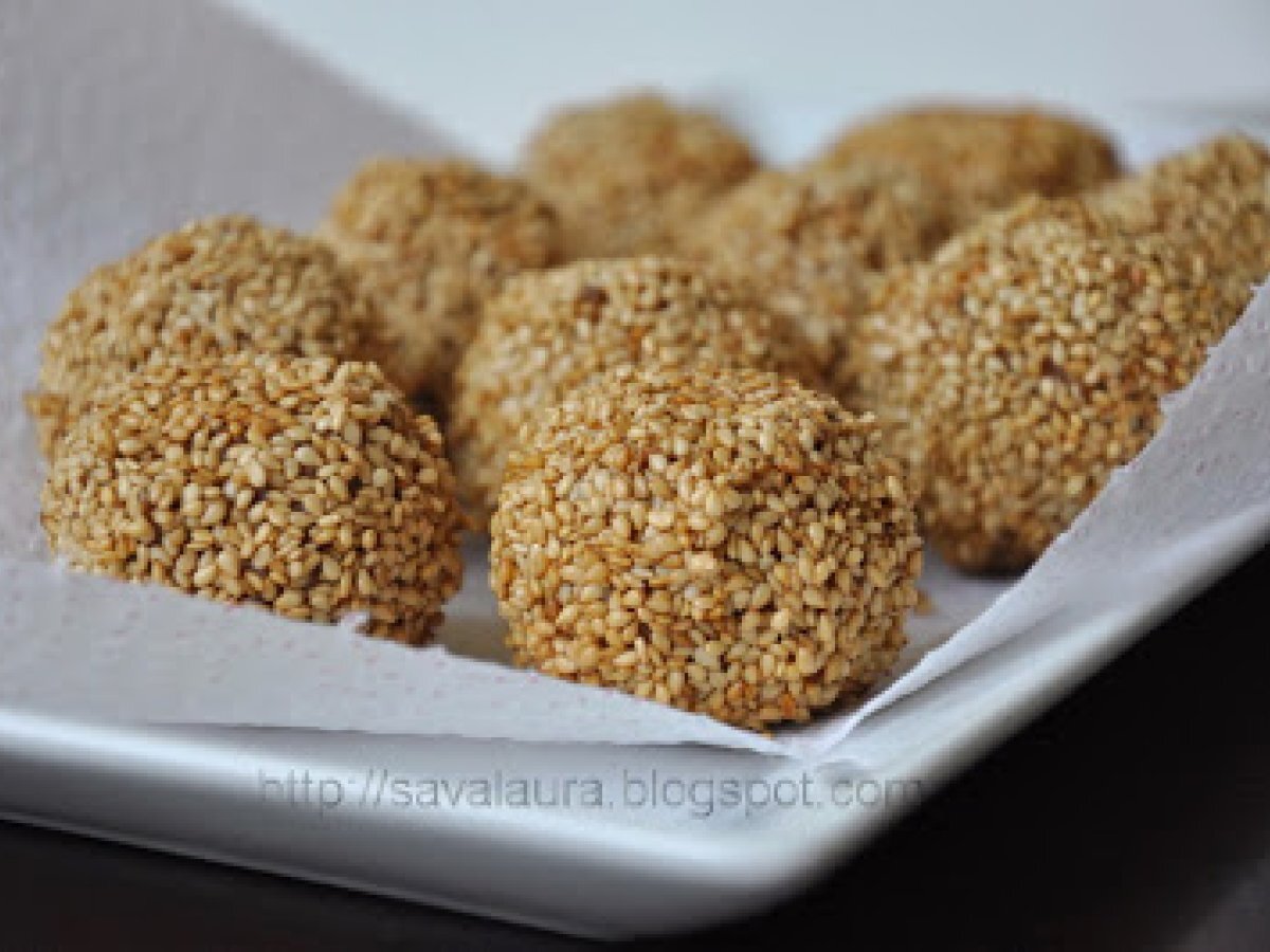 Rețetă chifteluțe cu susan