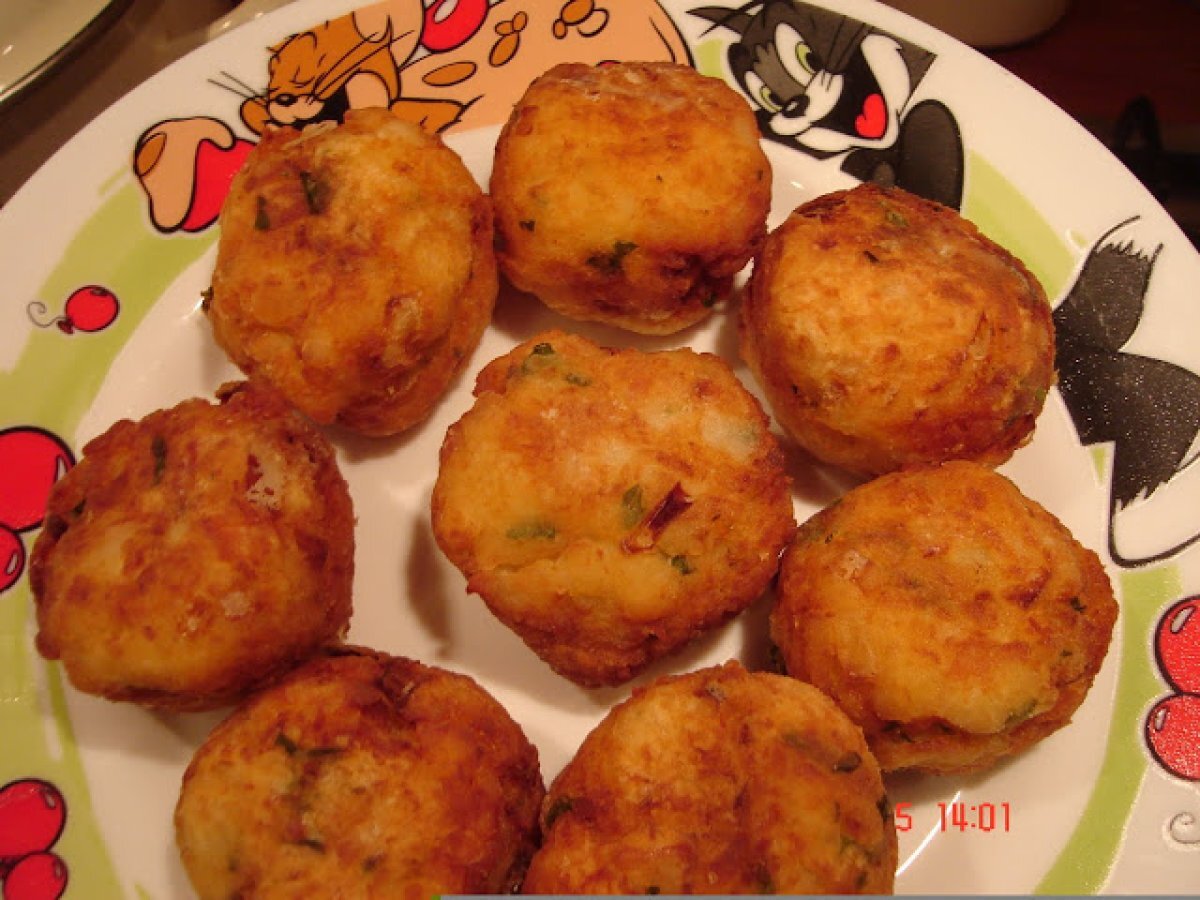 Chiftelute de peste - Rețetă Petitchef