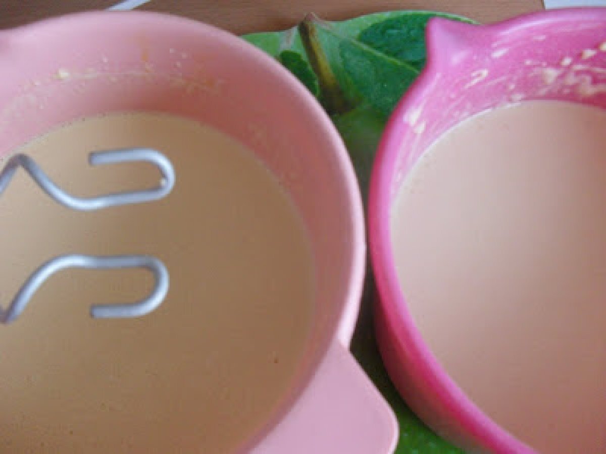 Clatite colorate - Rețetă Petitchef