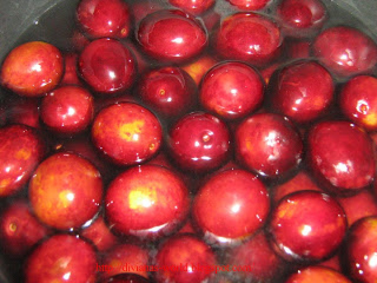 Compot de prune - Rețetă Petitchef