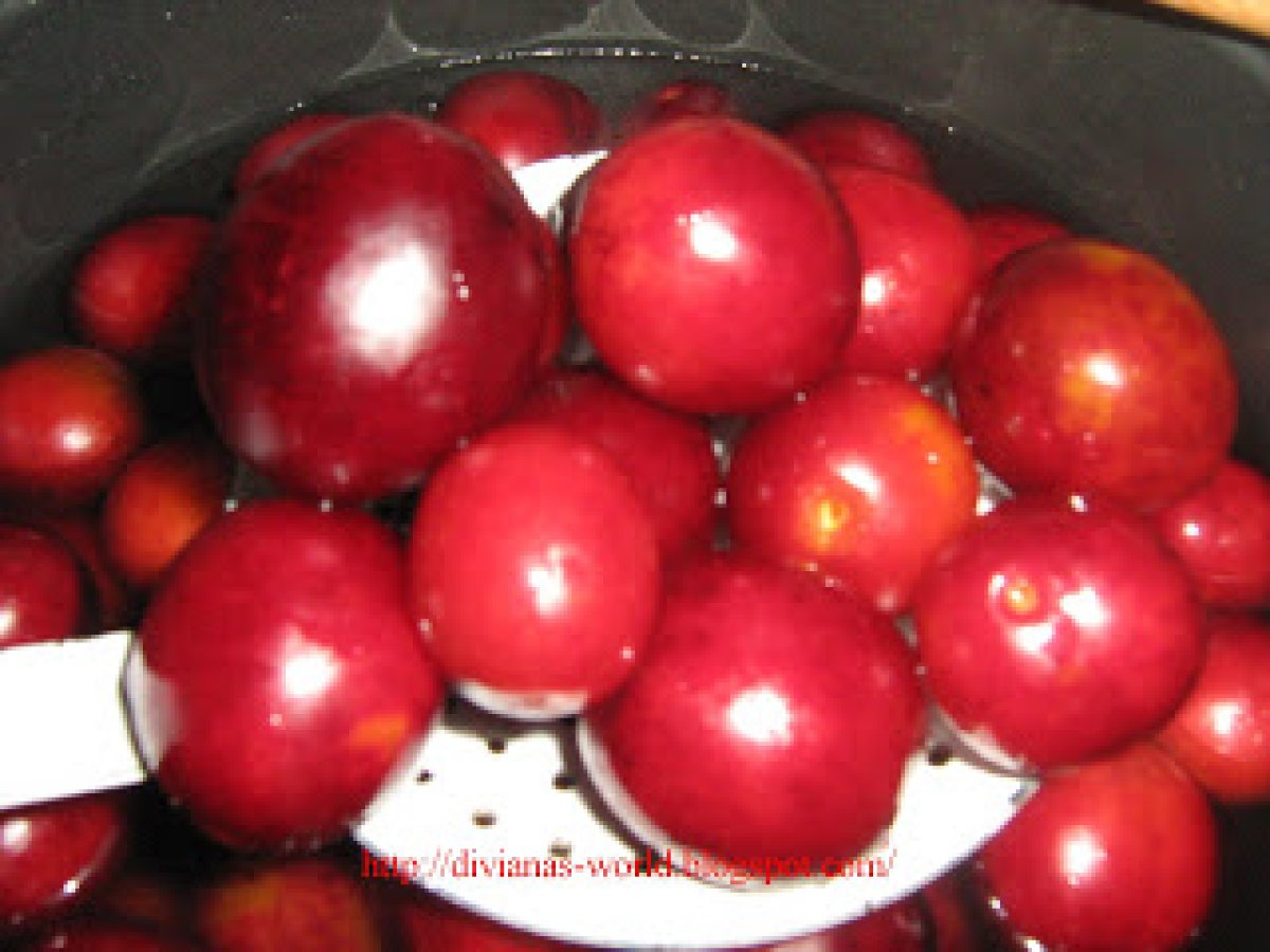 Compot de prune - Rețetă Petitchef