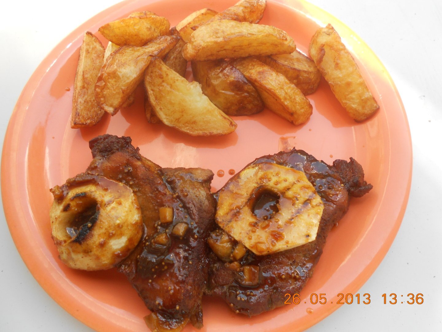 Rețetă cotlet de porc cu mere coapte simplă și gustoasă