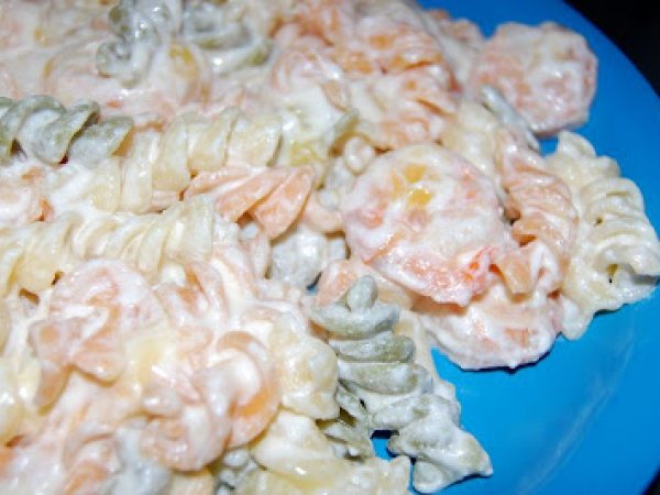 Creveti cu sos de smantana, unt si ceapa - Rețetă Petitchef