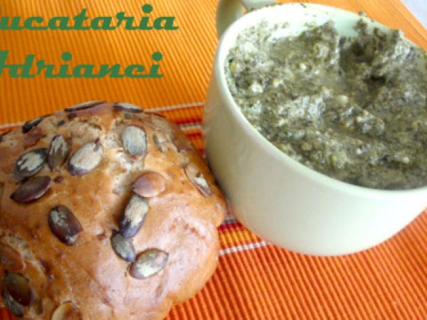 Dip cu spanac si anghinare (spinach and artichoke dip) - Rețetă Petitchef