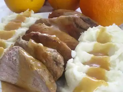 Rețetă friptură de porc cu piure de cartofi