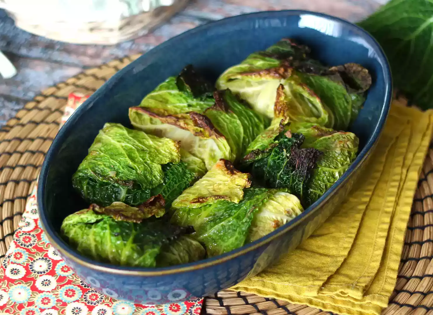 Rețetă: frunze de varză kale umplute la cuptor