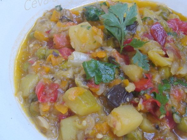 Ghiveci de legume - Rețetă Petitchef