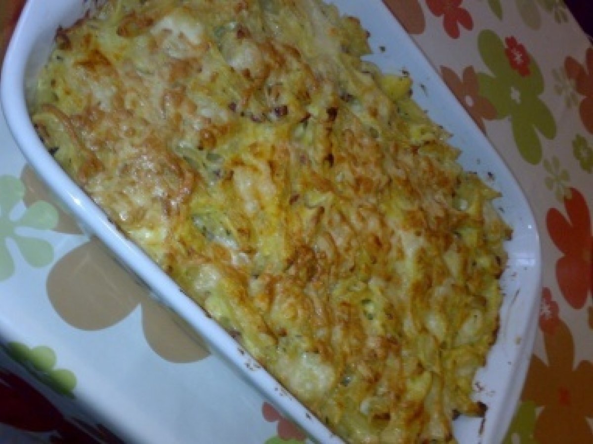 Rețetă de gratin de paste cu cartofi și bacon