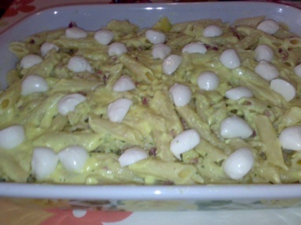 Gratin de paste cu cartofi si bacon - Rețetă Petitchef