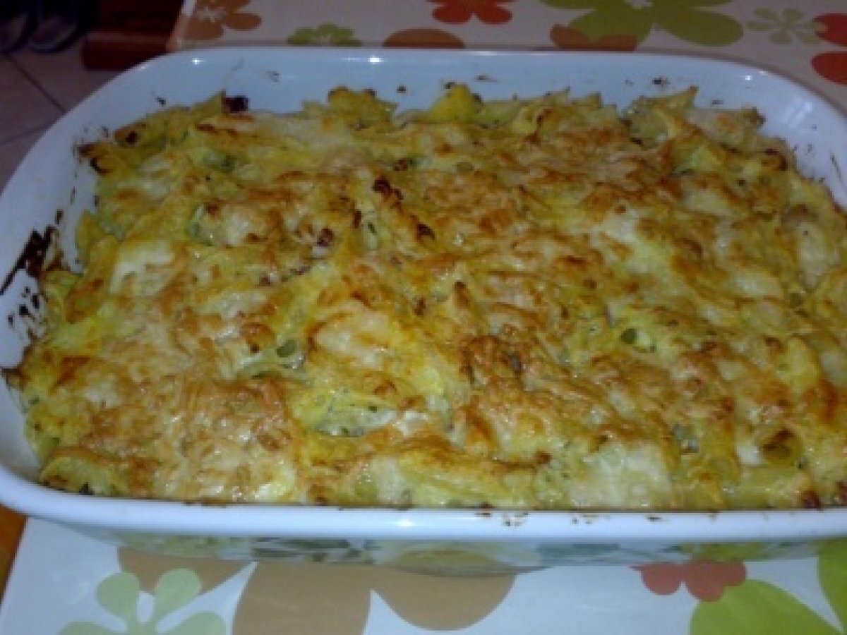 Rețetă de gratin de paste cu cartofi și bacon