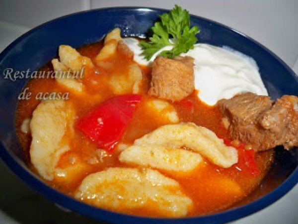 Rețetă de gulas cu galuste