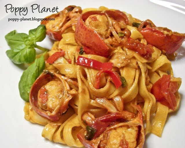 Rețetă de homari cu chilli, busuioc și paste