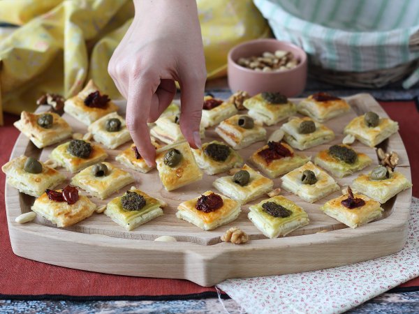 Mini aperitive din foitaj - pentru un aperitiv minunat! - Rețetă Petitchef