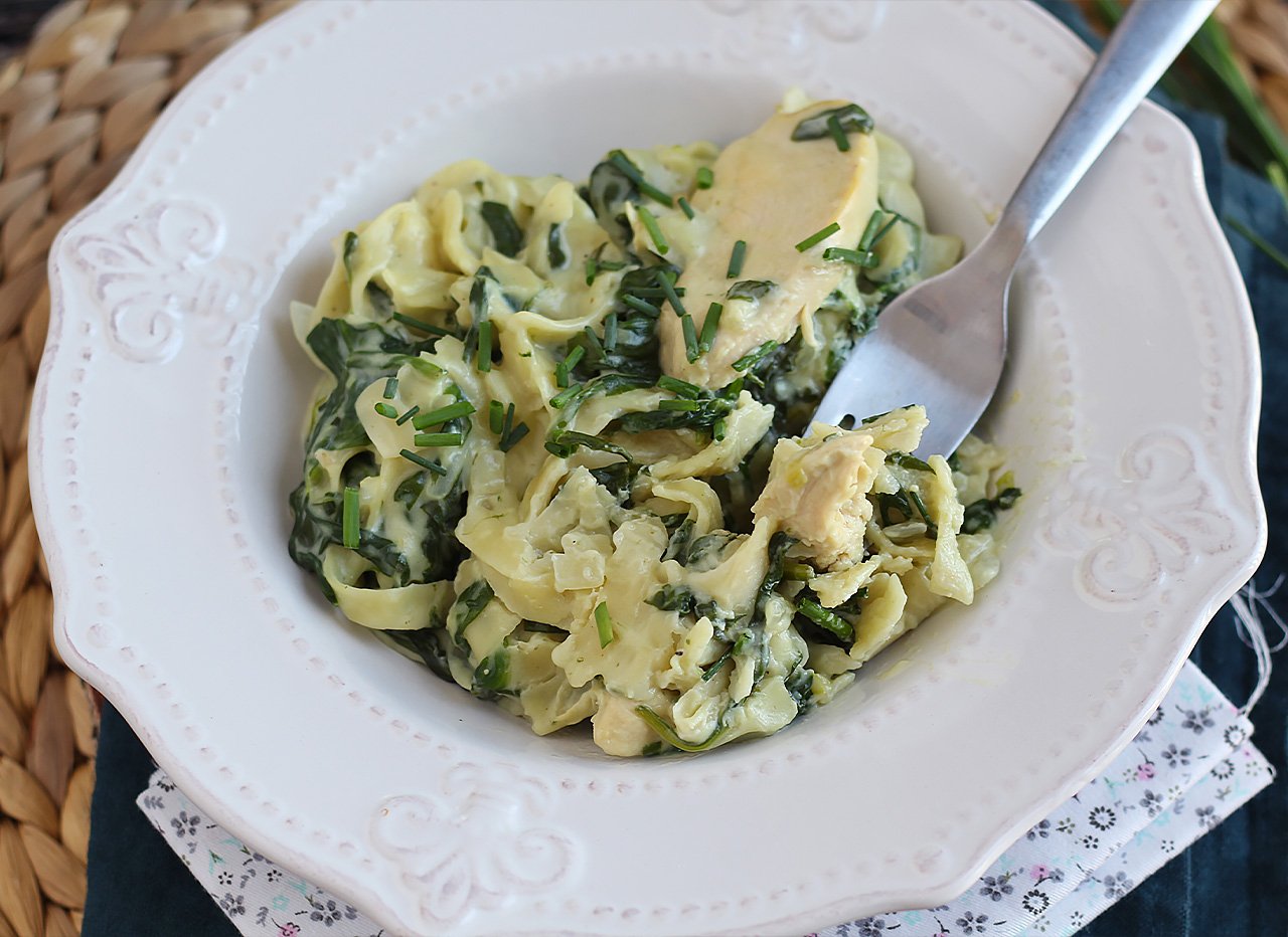 One pot pasta cu branza de capra si spanac - Rețetă Petitchef