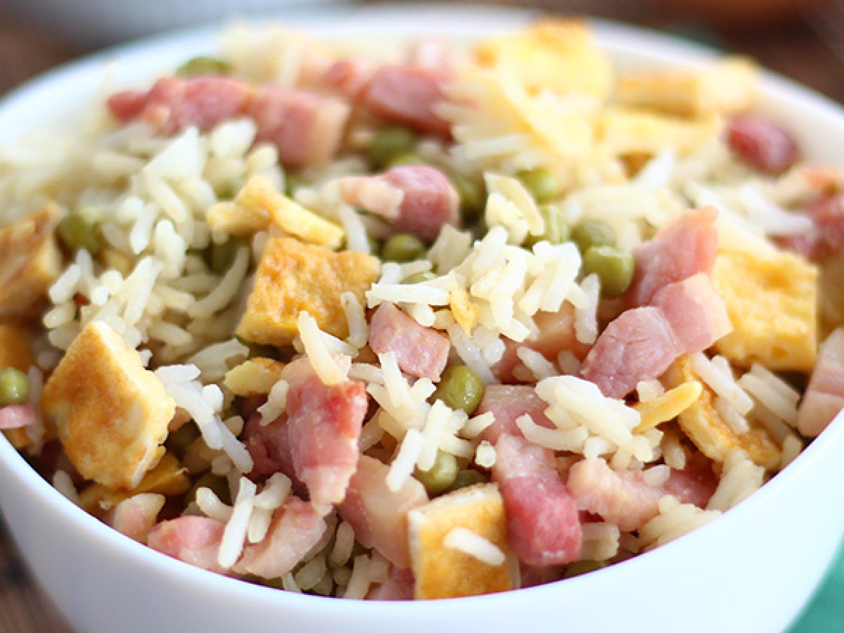 Rețetă de orez cantonez