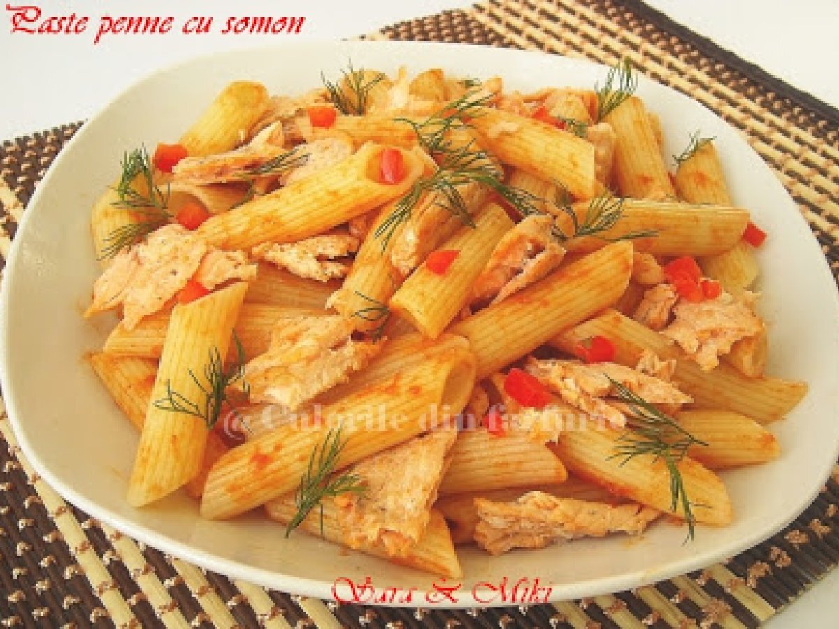 Paste penne cu somon - Rețetă Petitchef