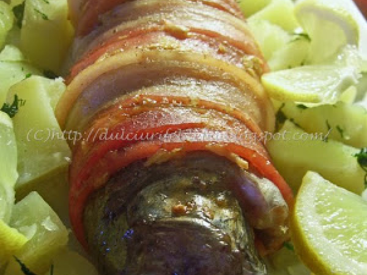 Pastrav in bacon - Rețetă Petitchef