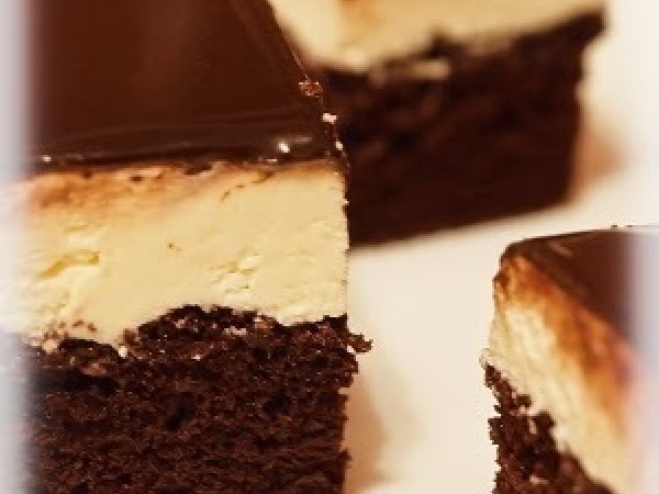 Rețetă de patratele cu brânză simplă și gustoasă