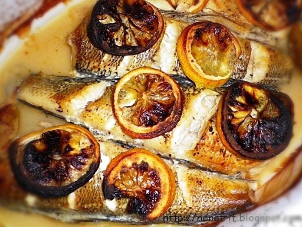 Rețetă de peste la cuptor cu sos alb delicios