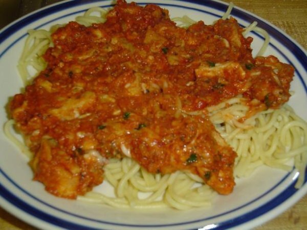 Rețetă piept de pui cu spaghete și parmezan simplă