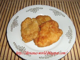 Piept de pui pane cu pesmet - Rețetă Petitchef