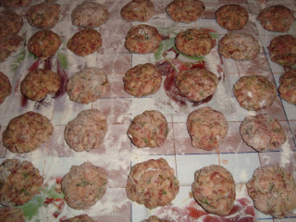 Rețetă de piftele cu sos