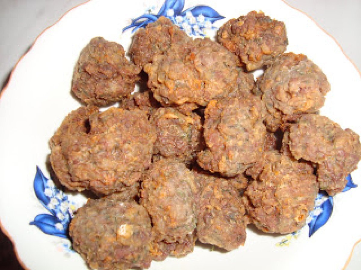 Rețetă de piftele cu sos