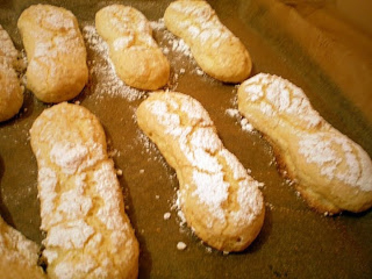 Piscoturi de sampanie - Rețetă Petitchef