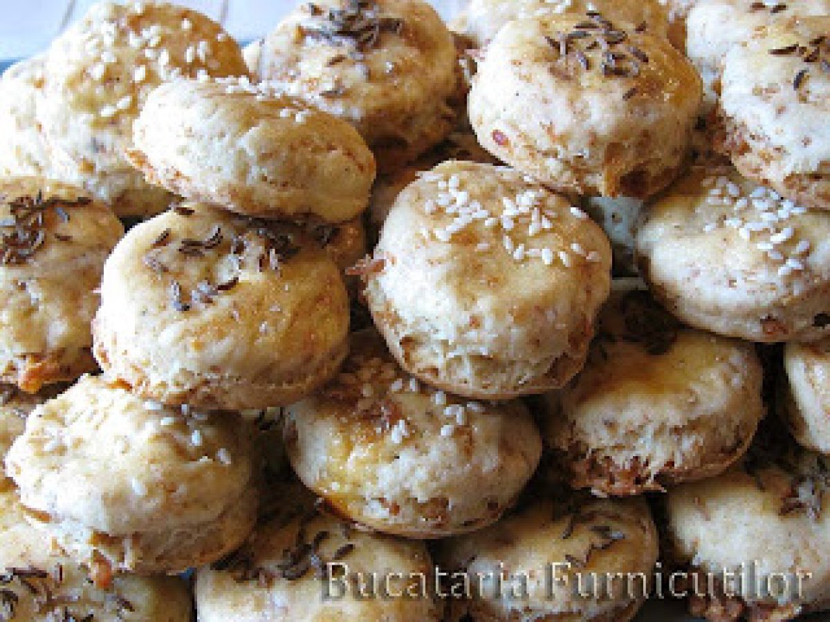 Pogacele cu jumari - Rețetă Petitchef