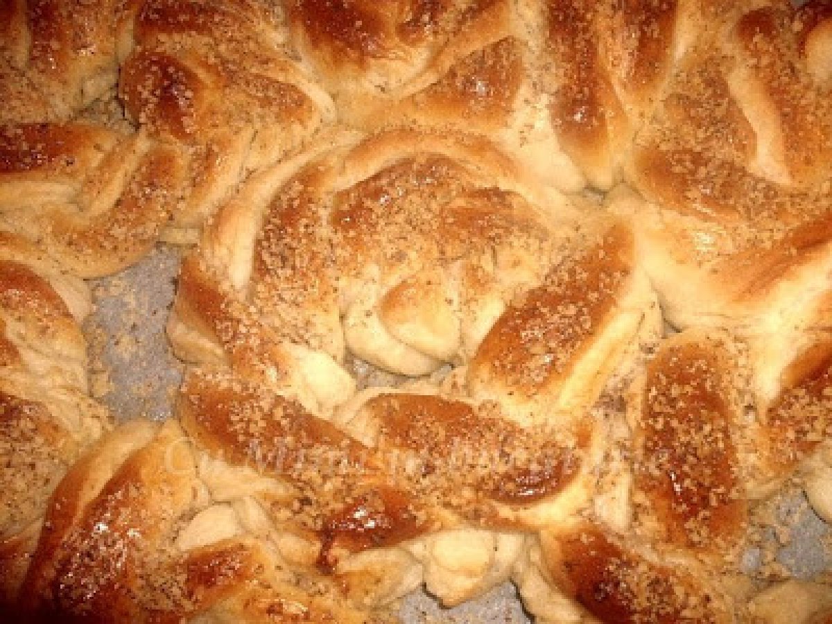 Polonezi cu nuca si miere - Rețetă Petitchef