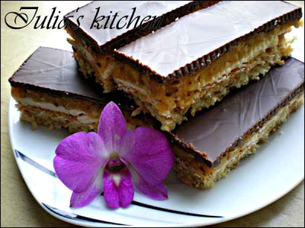 Prajitura snickers - Rețetă Petitchef