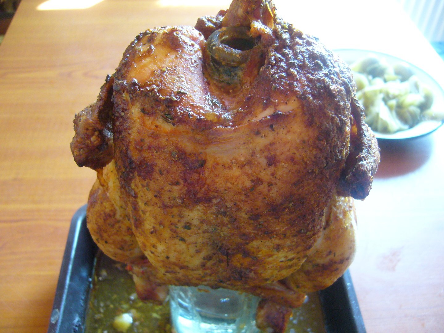 Pui pe sticla - rețetă simplă și gustoasă pentru cină