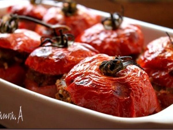 Rețetă de roșii umplute cu carne