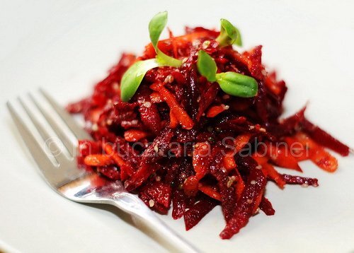 Salata cu sfecla rosie - Rețetă Petitchef